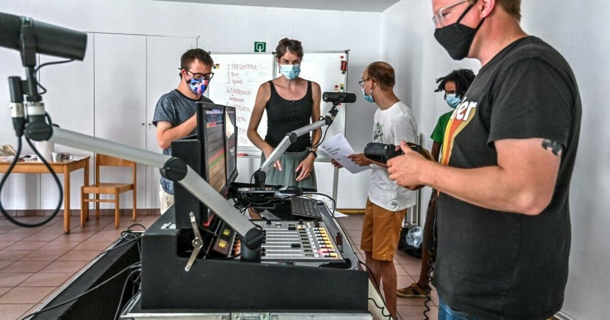 Konekt | Brake-Outers maken eigen radioprogramma!